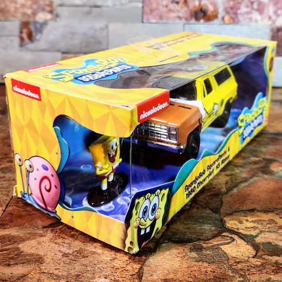 Jada / Nicolodeon | Toys | Spongebob Squarepants 98 Chevrolet K5 Blazer ...